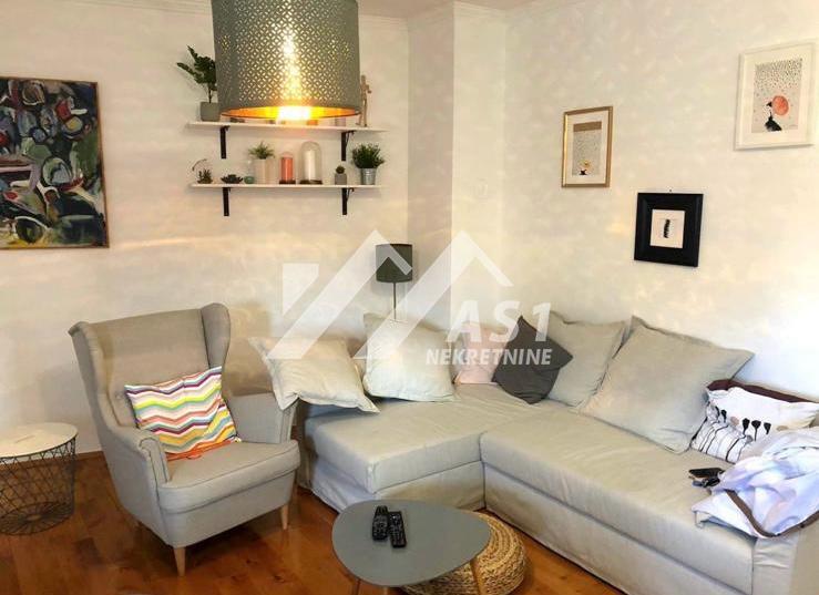 Izdajem LUX dvosoban stan na Podbari u Novijoj zgradi!!!-niski troskovi ID#6229
550 €