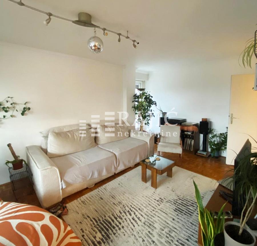 Novi Beograd,Jurija Gagarina,64m2,2.0 #4472
750 €