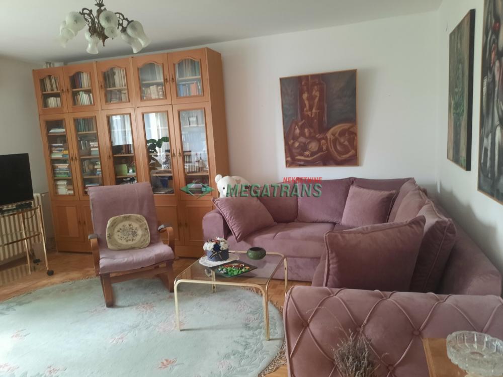 2.5-soban, 70m2, Liman 3, Balzakova ulica 5.sprat od 8 ID#1775
400 €