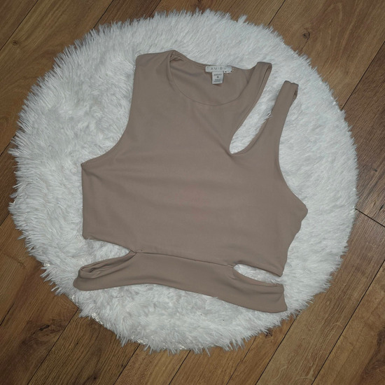 Amisu crop top vel.M