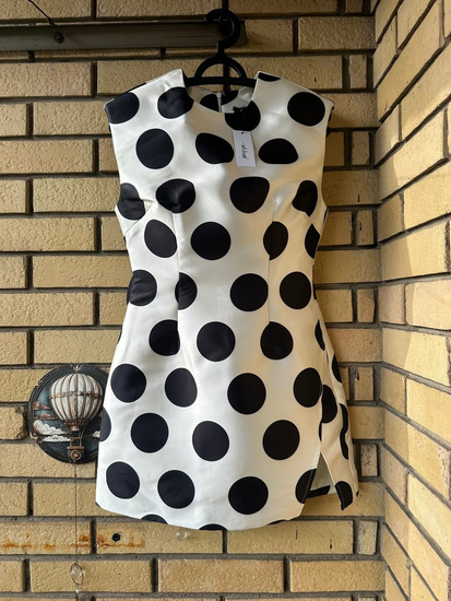 “NASTY GAL”Polka Dot Divna! Nova sa etiketom!