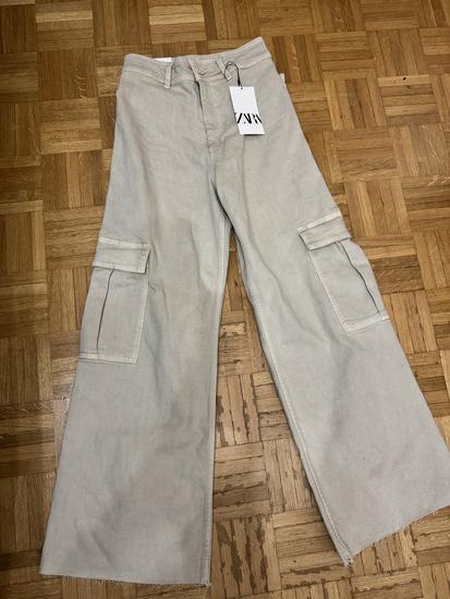 Zara pantalone