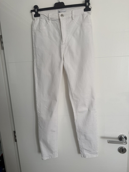 Zara pantalone