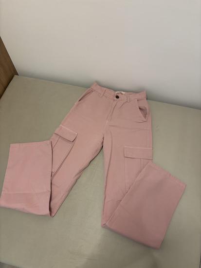 Roze pantalone NOVE