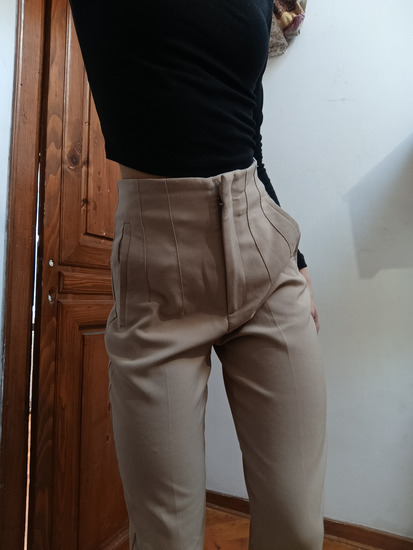 Zara pantalone