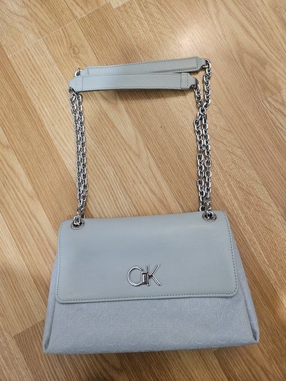 Calvin Klein mint torba