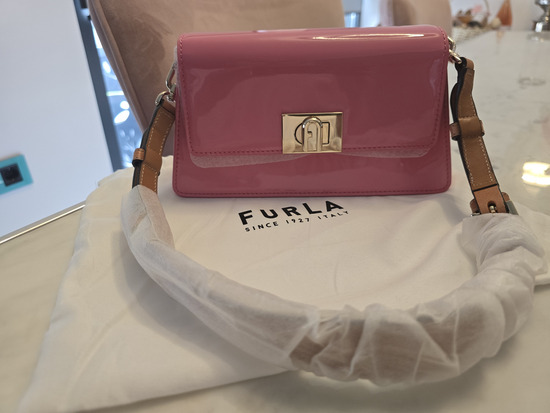 *** FURLA ZOE MINI SHOULDER *** NOVA