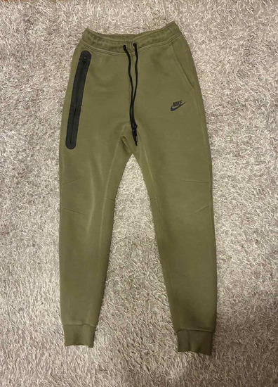 DONJI DEO NIKE TECH FLEECE KAO NOVA