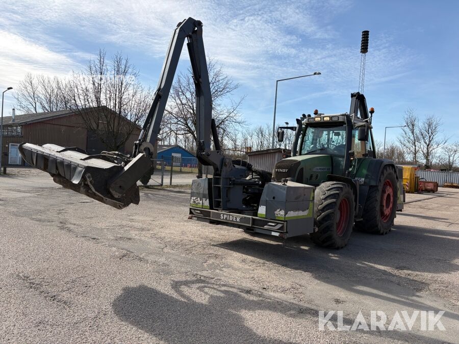 Prodaje se Fendt 818 traktor točkaš na aukciji