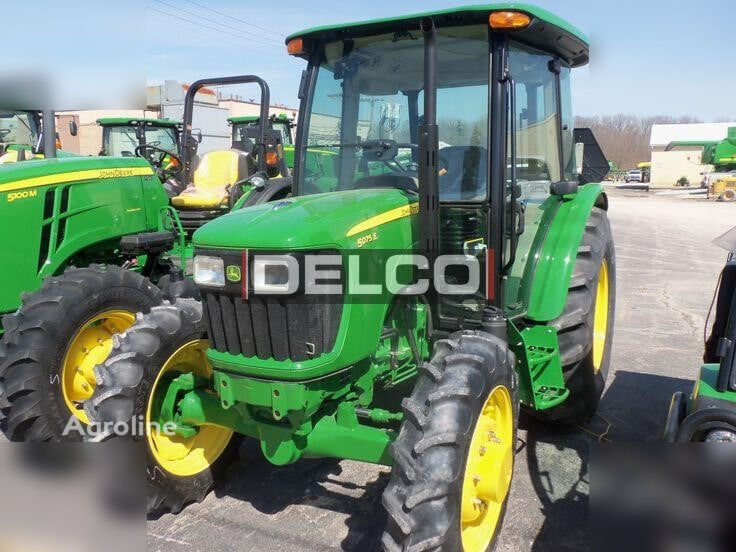 Novi John Deere 5075E traktor točkaš