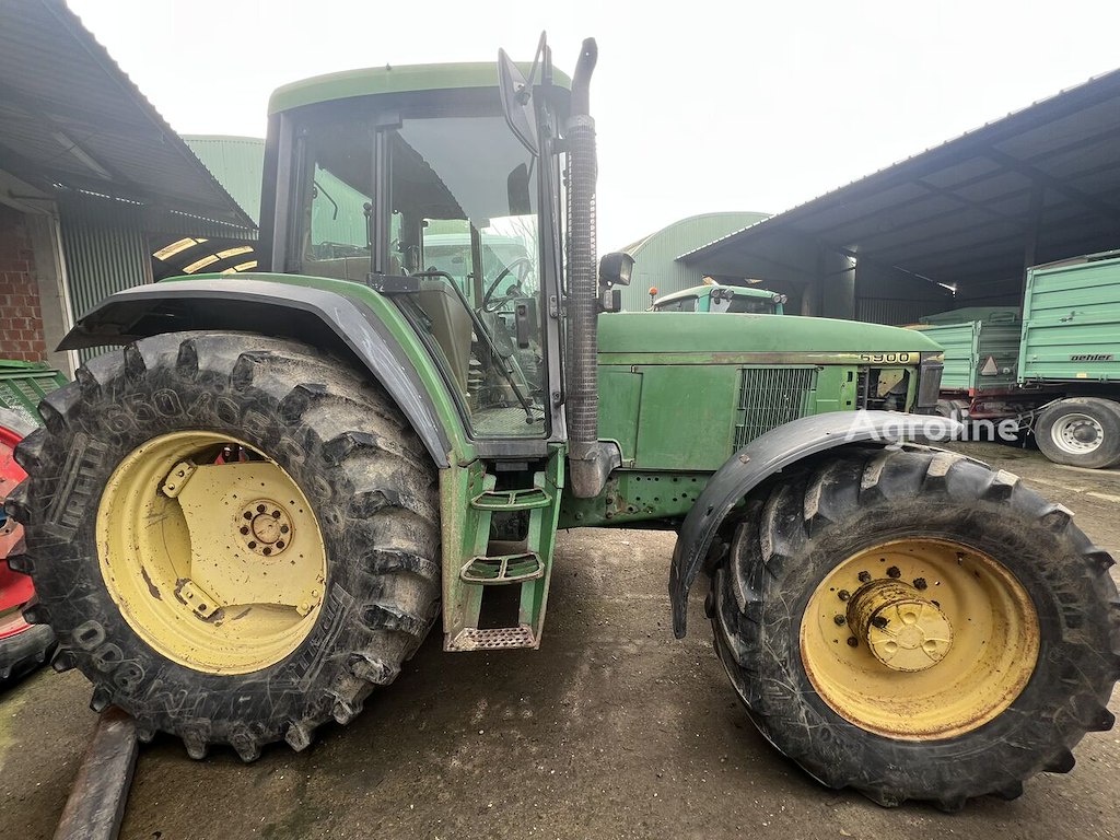 John Deere 6900 traktor točkaš