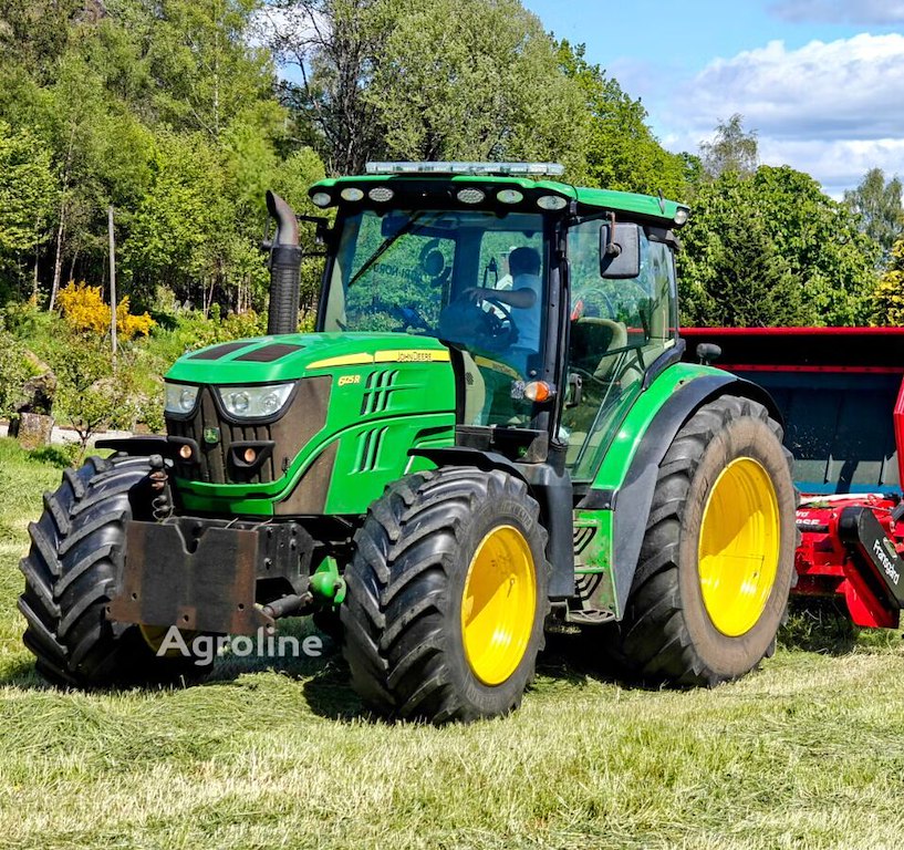 Prodaje se John Deere 6125R traktor točkaš na aukciji