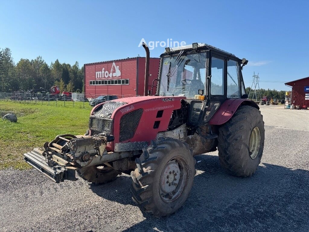 Belarus 1025.4 traktor točkaš