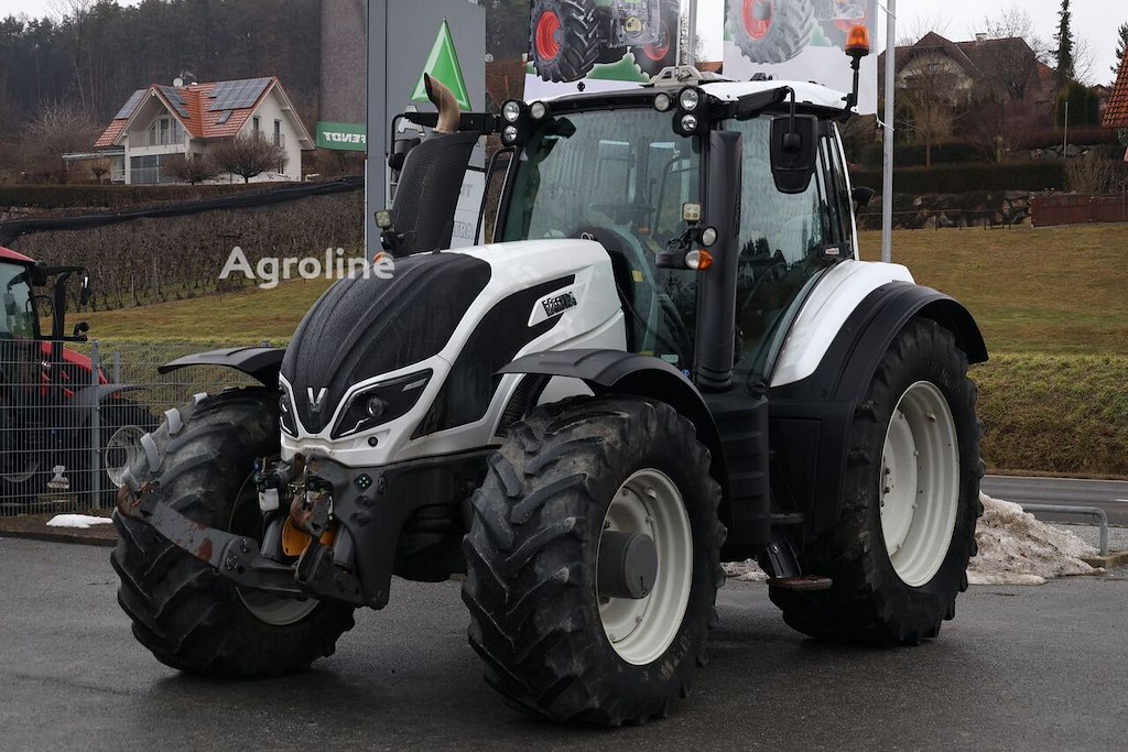Valtra T 214 Direct traktor točkaš