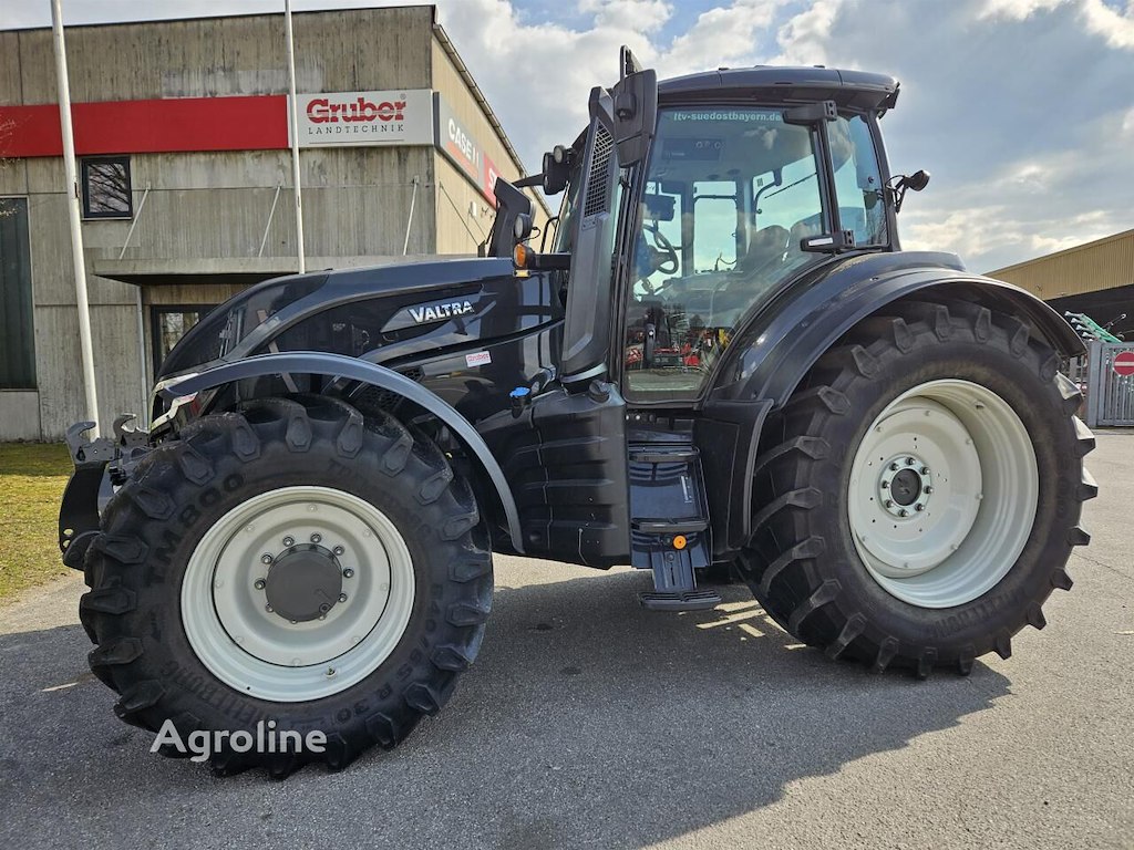 Valtra T 175e D traktor točkaš