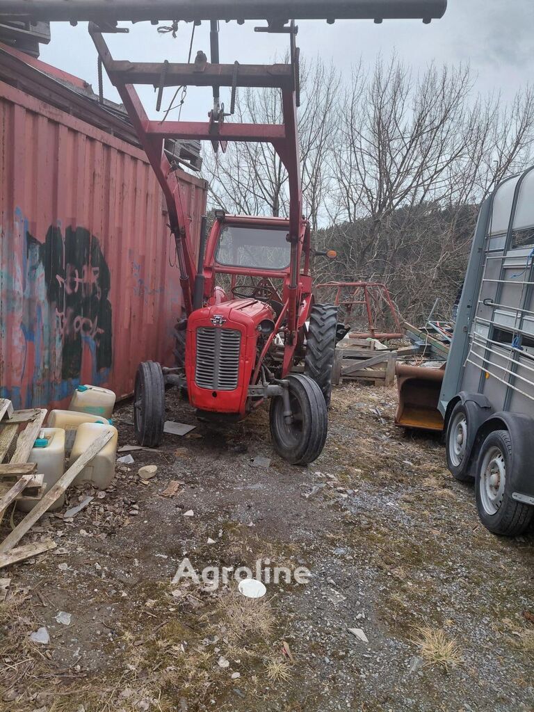 Prodaje se Massey Ferguson 35 traktor točkaš na aukciji