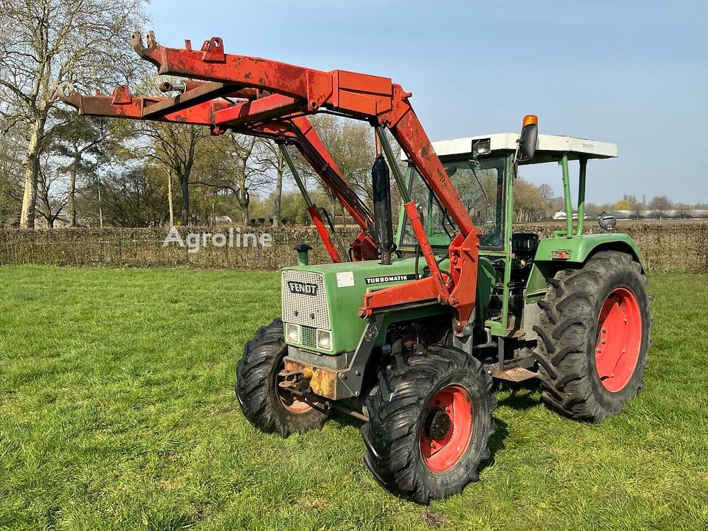 Prodaje se Fendt Farmer 105 SA traktor točkaš na aukciji