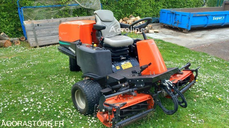 Prodaje se Jacobsen TR3 traktor kosilica na aukciji