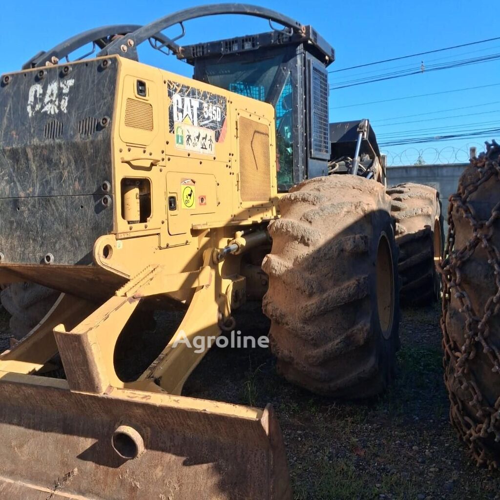 Caterpillar 545C šumarski traktor
