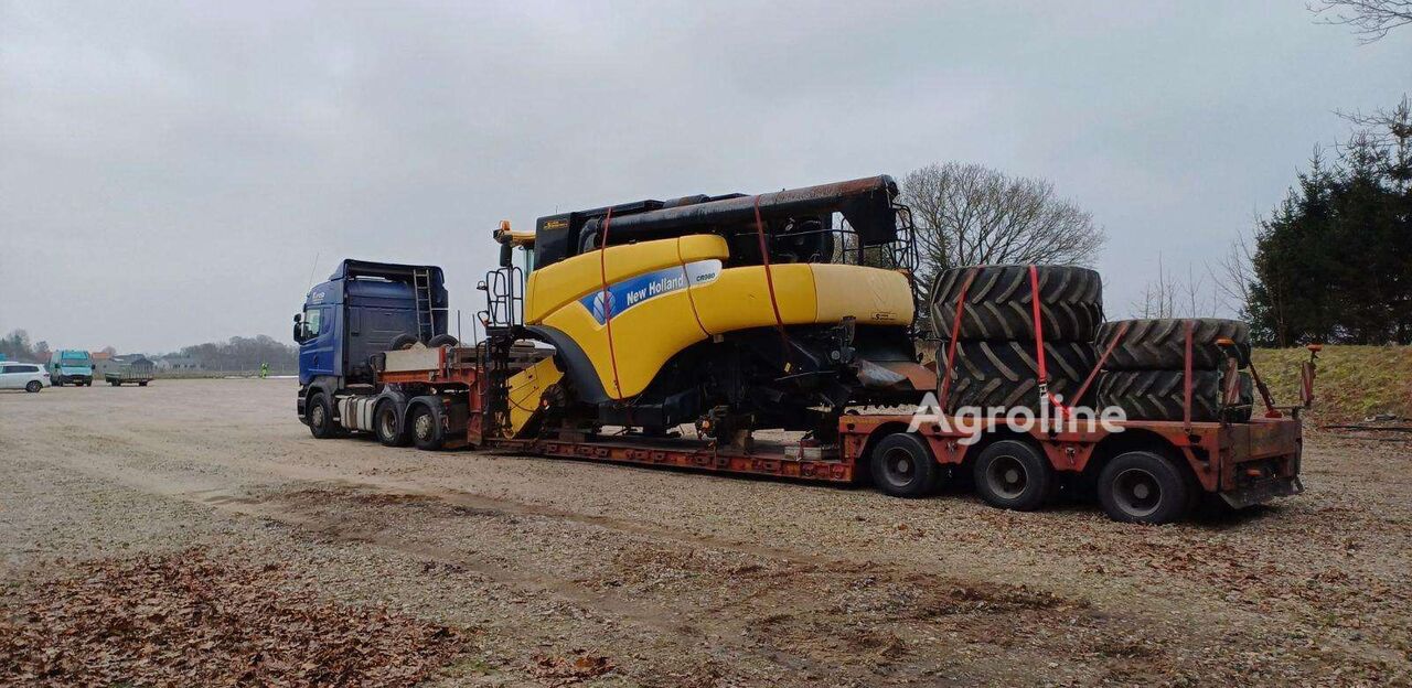 New Holland CR980 kombajn za žito