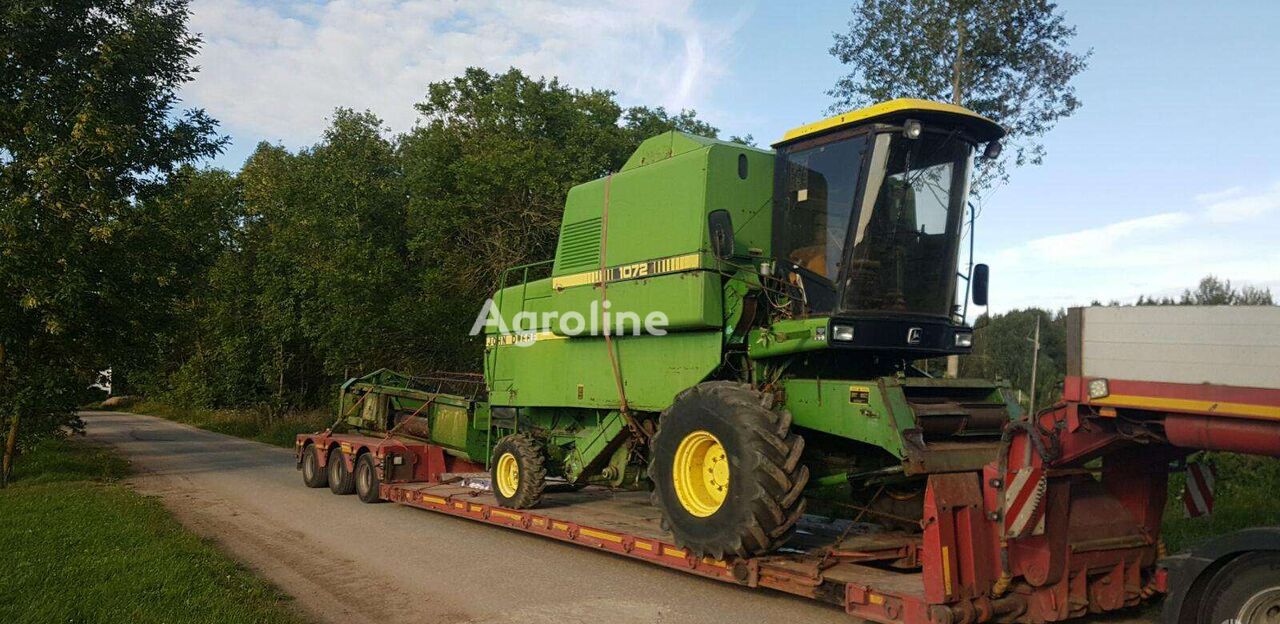 John Deere 1072 kombajn za žito