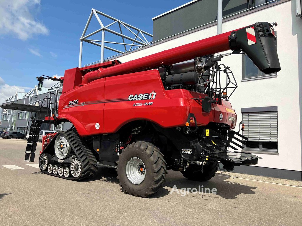 Novi Case IH Axial Flow 8250 kombajn za žito