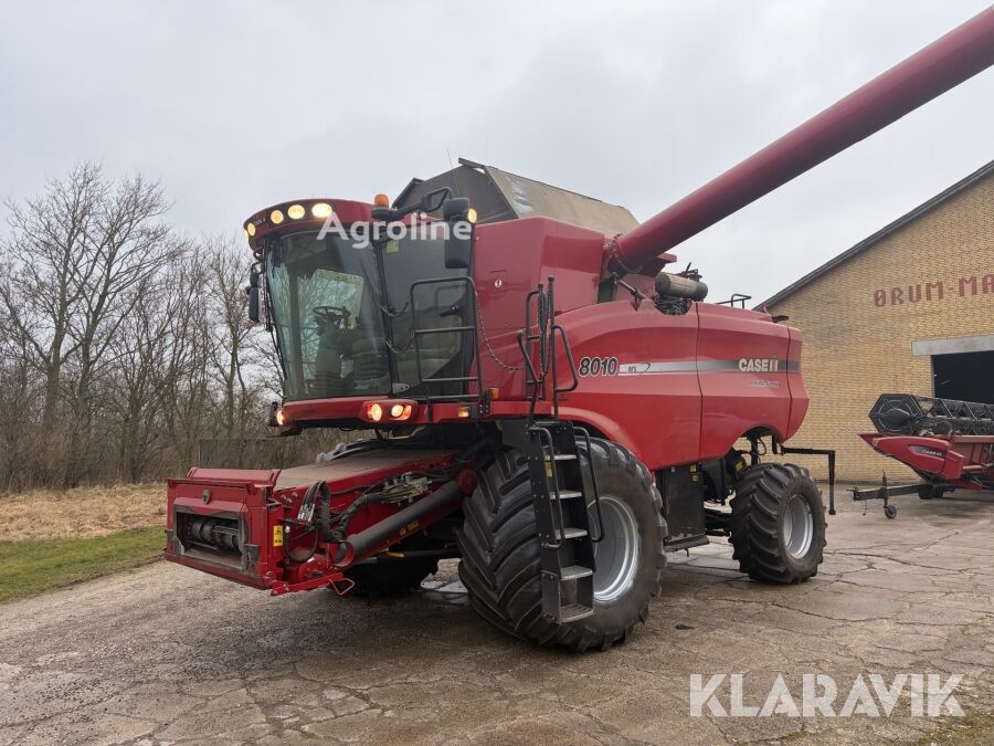 Prodaje se Case IH 8010 kombajn za žito na aukciji