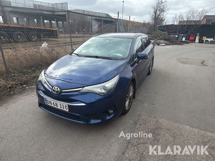 Prodaje se Toyota Avensis automobil na aukciji