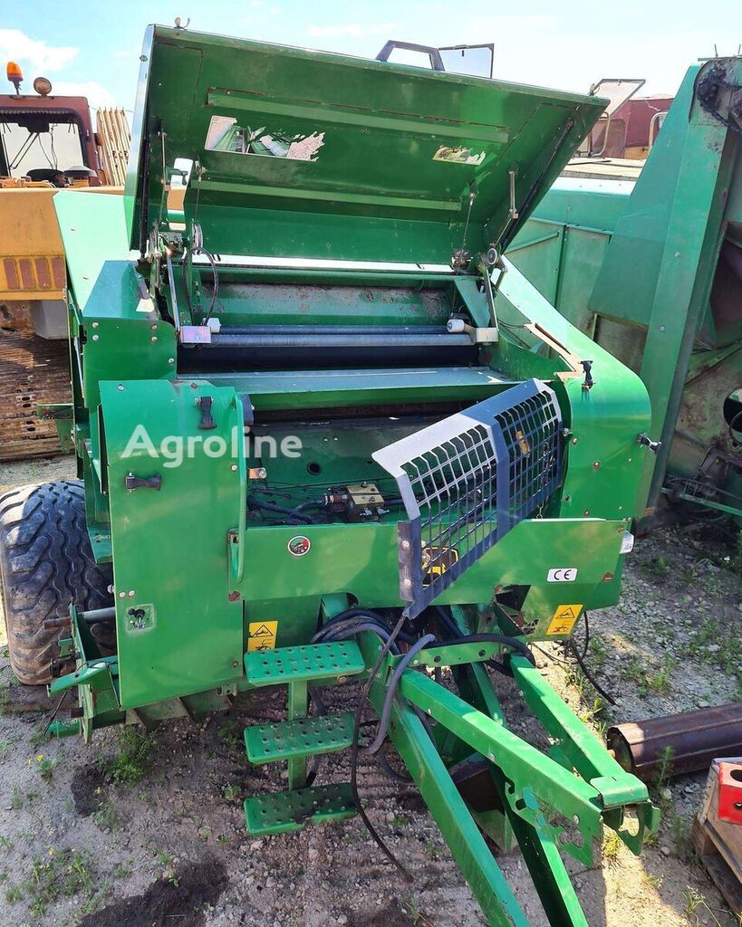 John Deere 578 balirka za okrugle bale