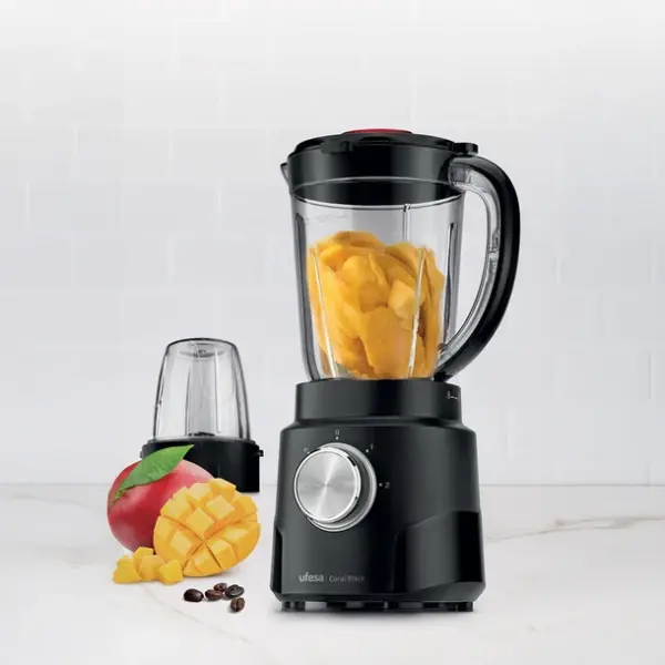 Blender Coral crni/ posuda/2 brzine/snaga 600W