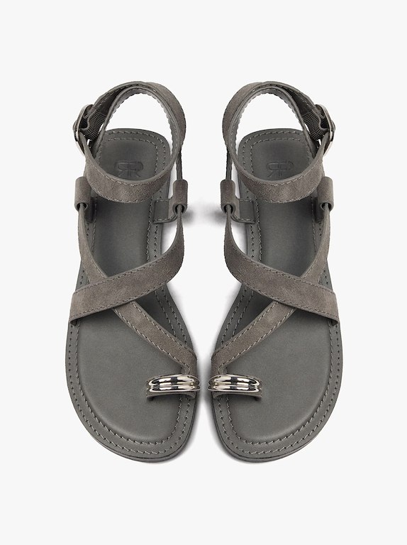 LEATHER CROSSED SANDALS WITH METALLIC DETAIL