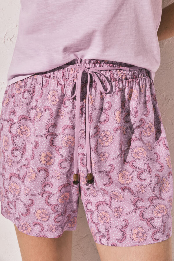 Rosa bedruckte Shorts