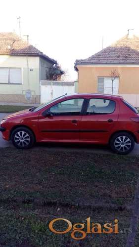 Razni polovni delovi za Peugeot 206 1,9 običan dizel 2001 godište!