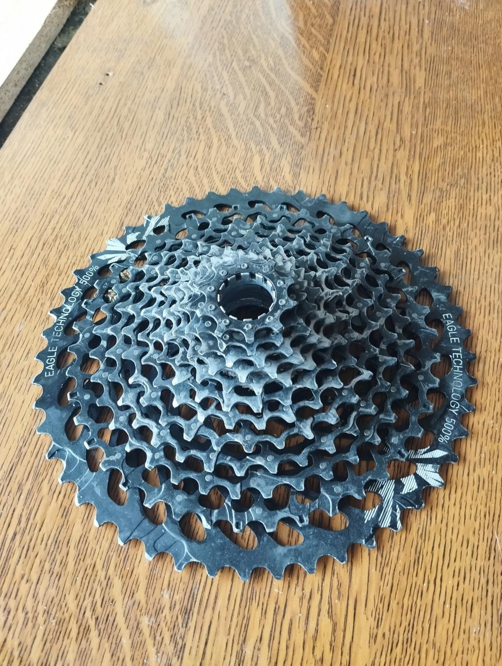 Sram Eagle kaseta 12faz 10-50 br.1