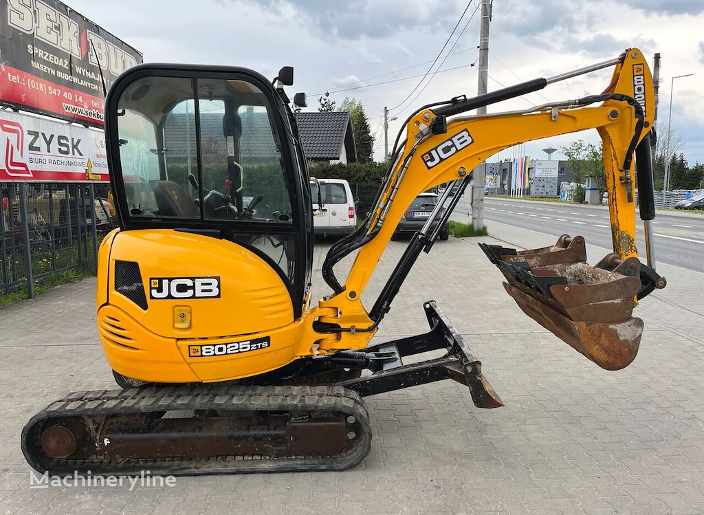 JCB 8025 ZTS mini bager
