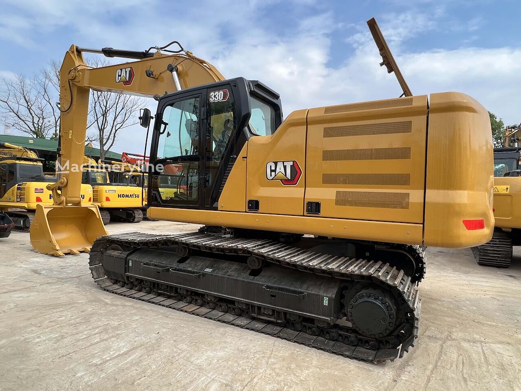 Caterpillar 330 bager guseničar