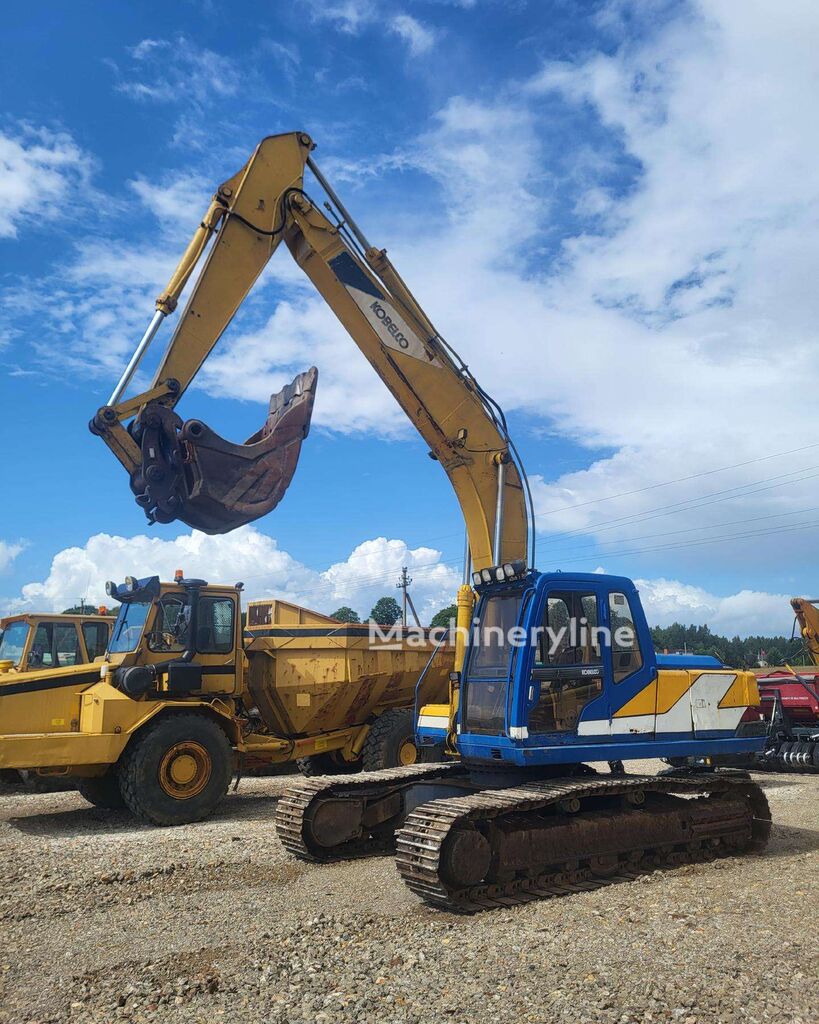 Kobelco SK200 bager guseničar