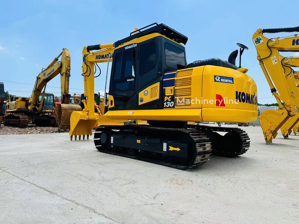 Komatsu PC130 bager guseničar