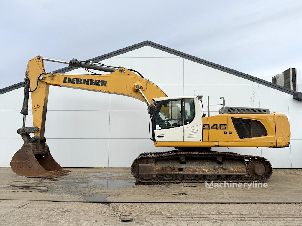 Liebherr R946LC bager guseničar