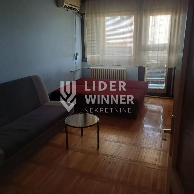 Izdavanje, dvosoban stan, 76m², Zemun Gornji Grad, Zemun Sve Podlokacije