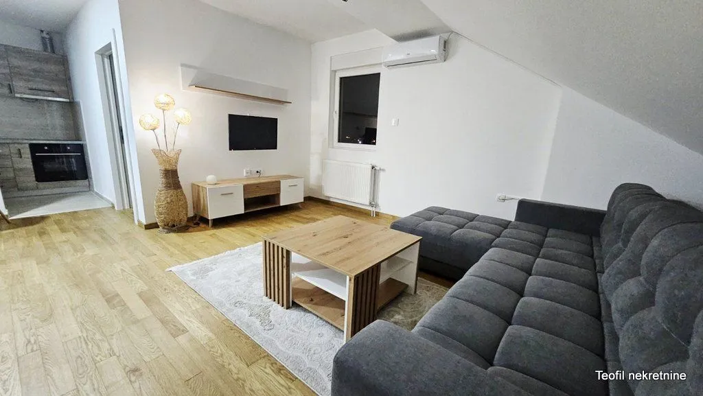 Prodaja, trosoban stan, 66m², Lazarevac, Beograd