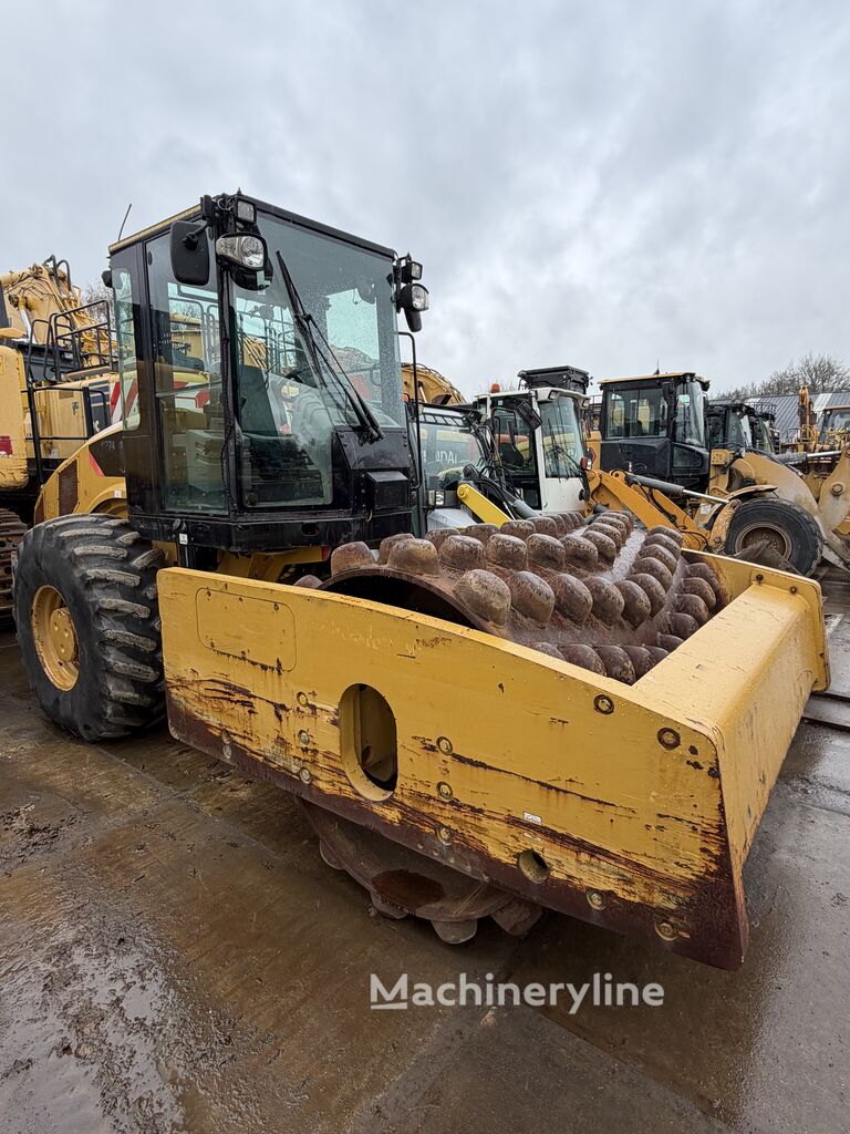 Caterpillar CP74 kompaktor s jednim valjkom