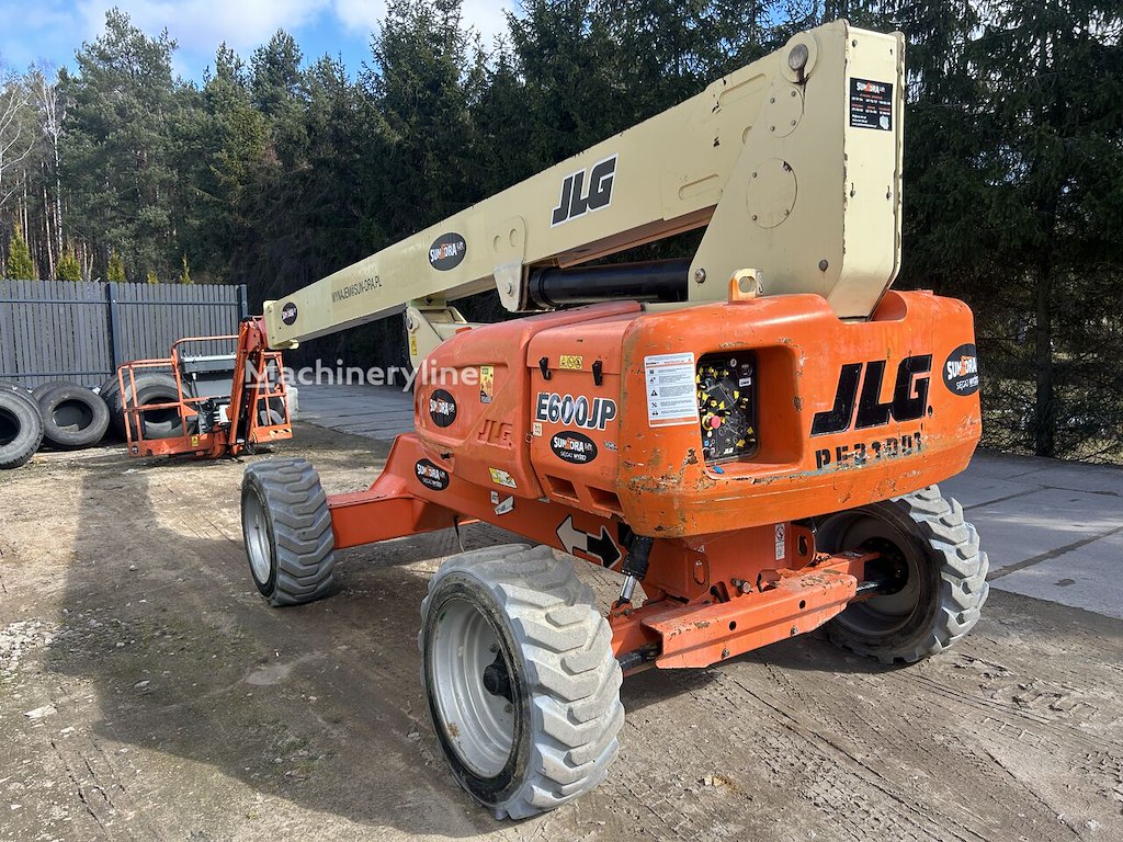 JLG E600JP PODNOŚNIK KOSZOWY NAPĘD 4x4 / WYSOKOŚĆ 20.4 M / ELEKTRYK hidraulična zglobna platforma