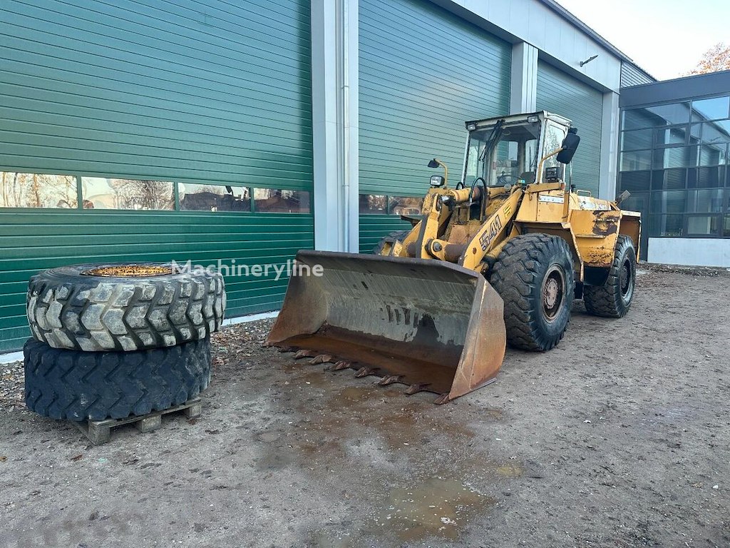 Liebherr L541 Included spare wheels prednji utovarivač