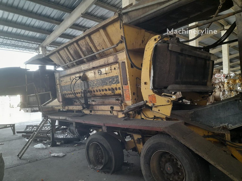 Tana ANA Shark 220D Mobile Shredder – 2012 industrijski šreder