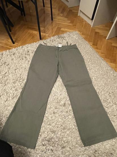 Zelene pantalone