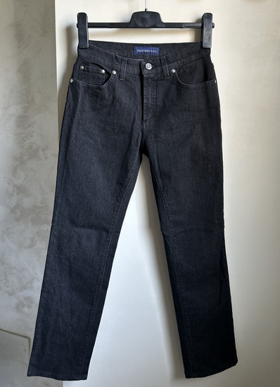 TRUSSARDI crne farmerke, model 130
