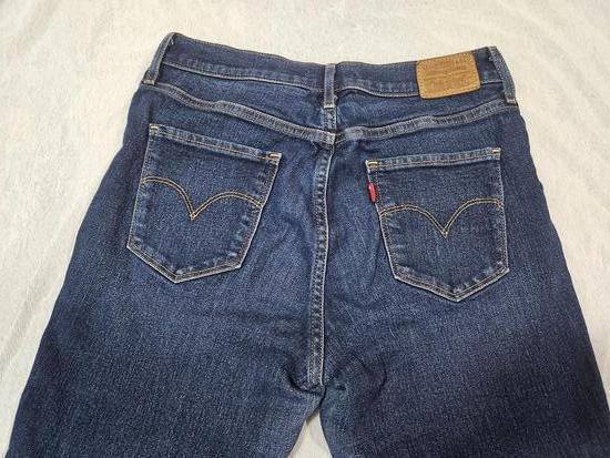 Levis original zenske farmerke w28 l30