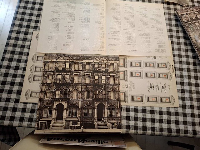 Led Zeppelin   ‎– Physical Graffiti  1st Japan press!