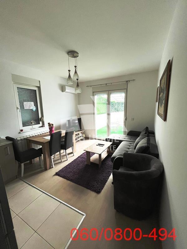 Matice Srpske, Dvoiposoban stan na prodaju, 64m2, 130.000€